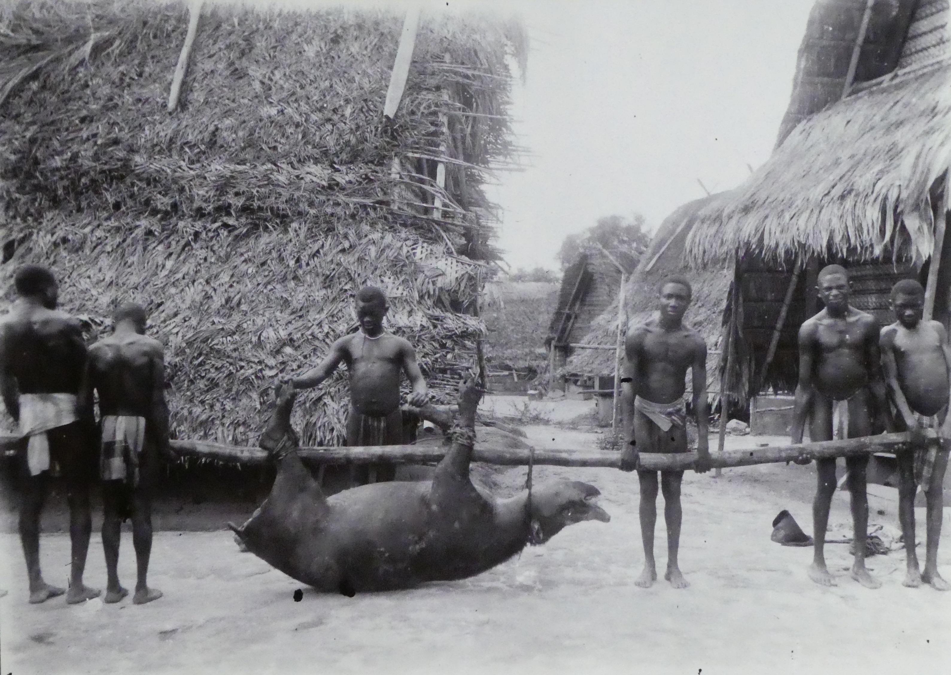 Afro-Surinamers met een pakira